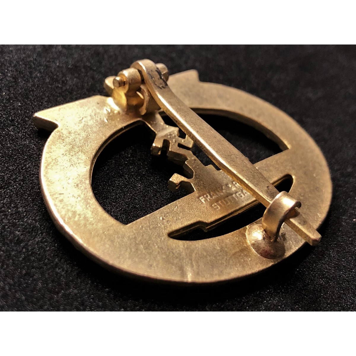 U-Boat Badge 1939 (Gold) - War Militaria