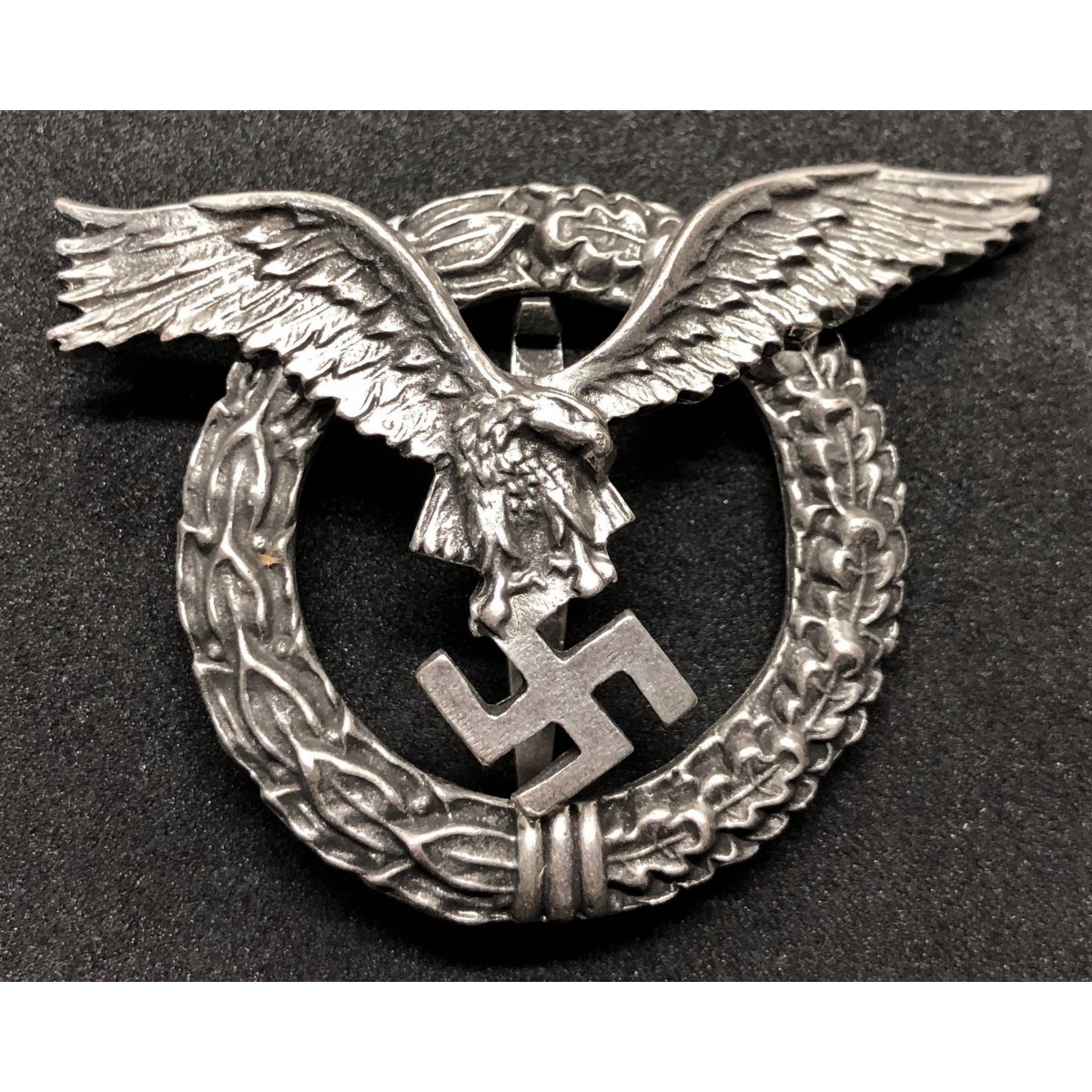 Pilot Badge - War Militaria