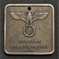 Gestapo ID Tag - War Militaria